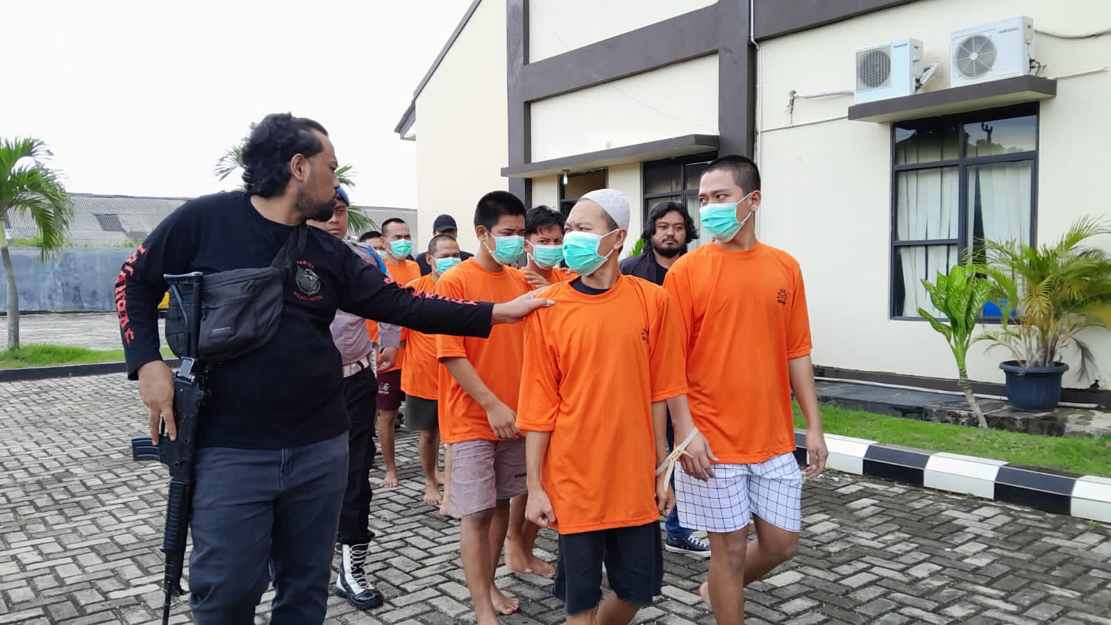 Polres Metro Amankan 14 Pelaku Kriminal dalam Operasi Pekat Krakatau 2025